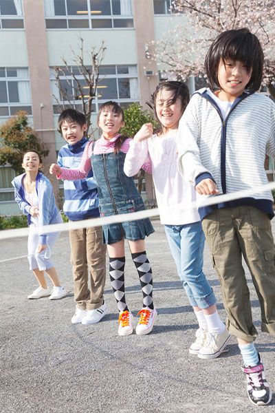 生駒市の放課後等デイサービス あいりす｜小学生・中高生の未来に向けた自立をサポート